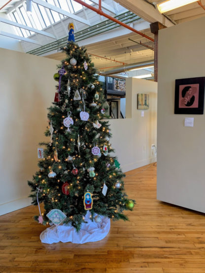 2019 Holiday Countdown: 31 Days of Stitched Ornaments | Embroiderers ...