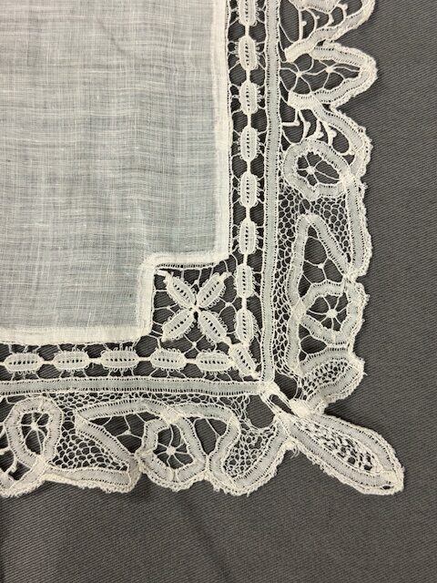 Embroidery Techniques from Around the World: Battenberg Lace ...